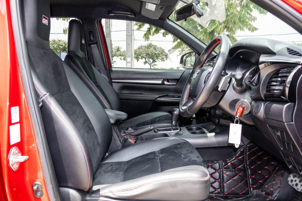 sale Toyota Hilux Revo 2.8GR Sports A/T 2022