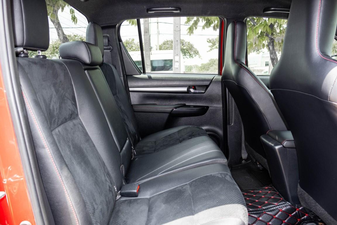 sale Toyota Hilux Revo 2.8GR Sports A/T 2022