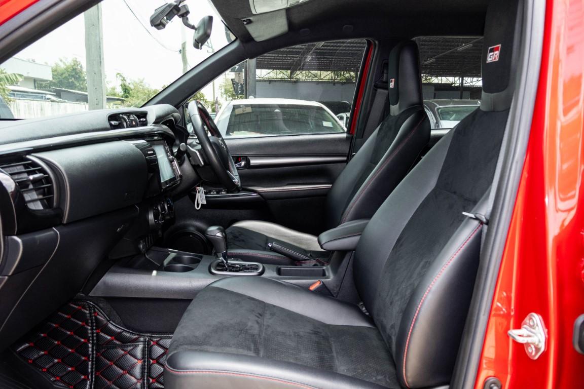 sale Toyota Hilux Revo 2.8GR Sports A/T 2022